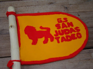 Grupo Scout San Judas Tadeo: Banderín de la Patrulla León (Tropa Scout)