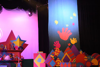 lachinvasion: Hi-5 Playtime!