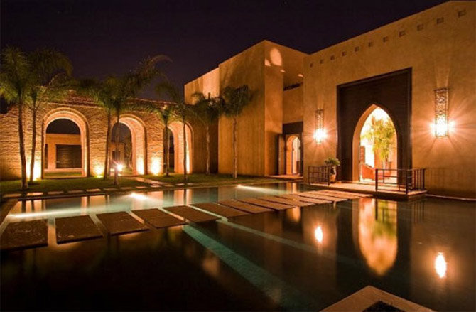 Luxury Moroccan Villa House Design Contemporary Beautiful Outdoor Pool ...