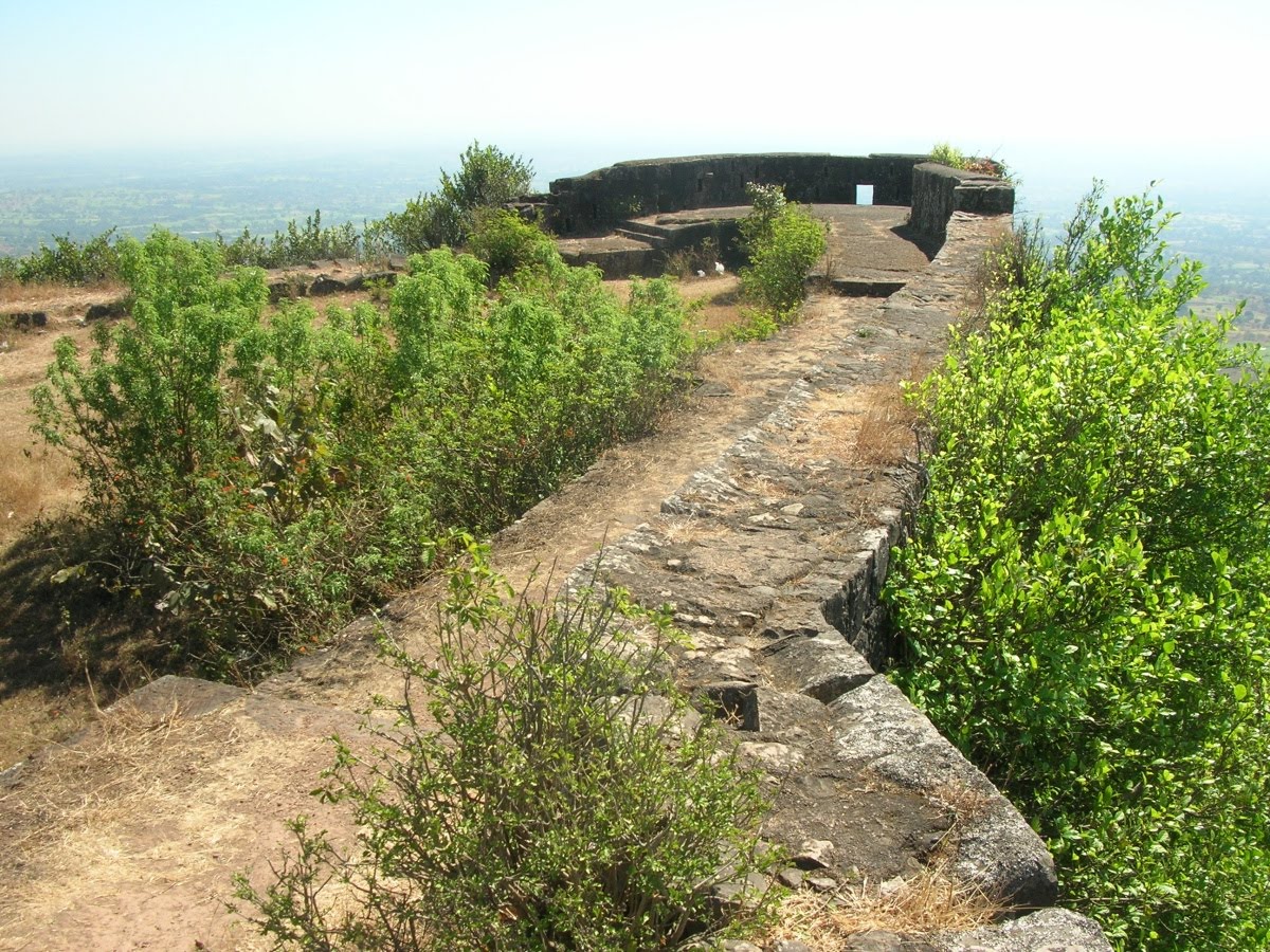 Journeys across Karnataka: Fort Rajhansgad