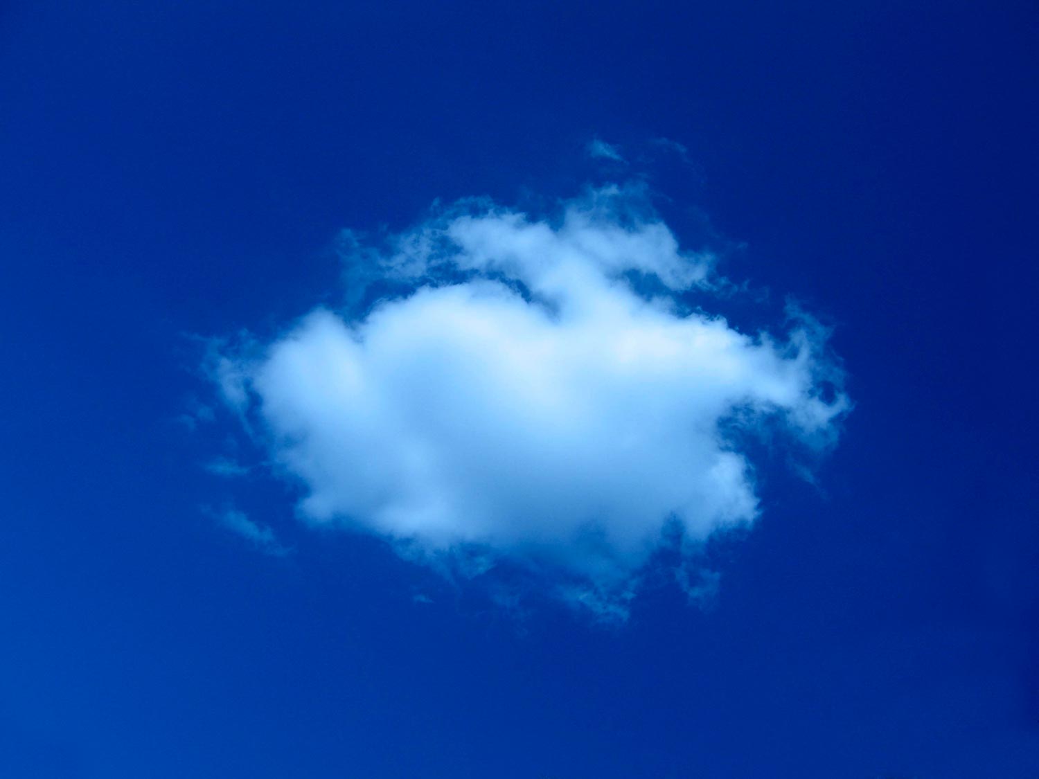 High Maintenance in Toulouse: Dans les nuages