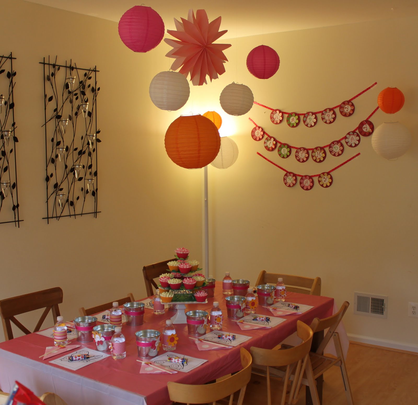 Sheek Shindigs: Spring Themed Party