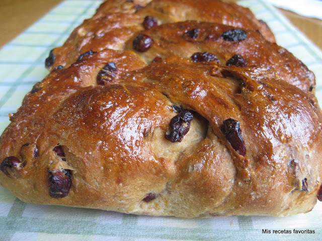 Pan con frutas, nueces y masa madre - Mis recetas favoritas by Hilmar