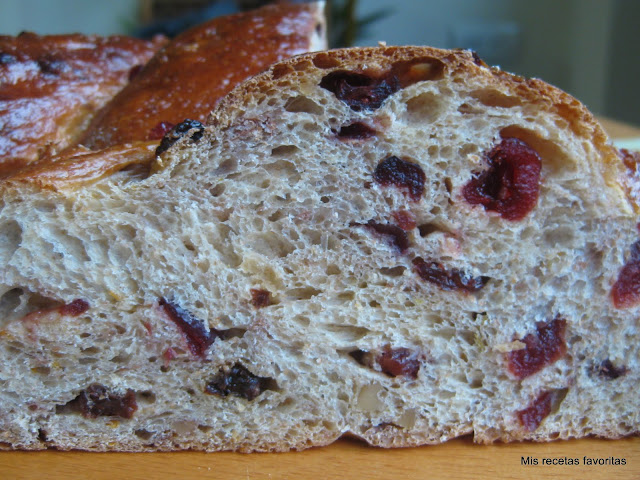 Pan con frutas, nueces y masa madre - Mis recetas favoritas by Hilmar