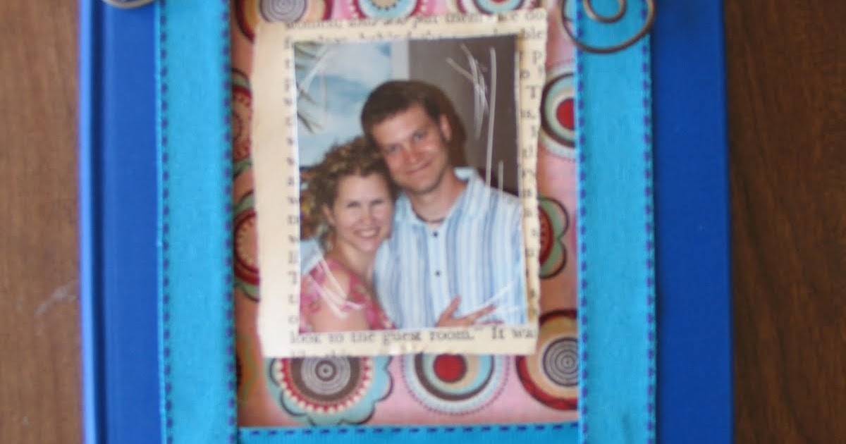 Art as Usual: Tutorial: "love you" Altered Book Photo Frame