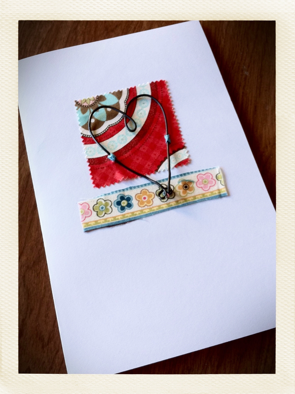 Art as Usual: Saying Hello with Fabric and Wire- Easy Greeting Card ...
