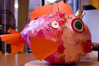 glue and paper: Fish Pinata