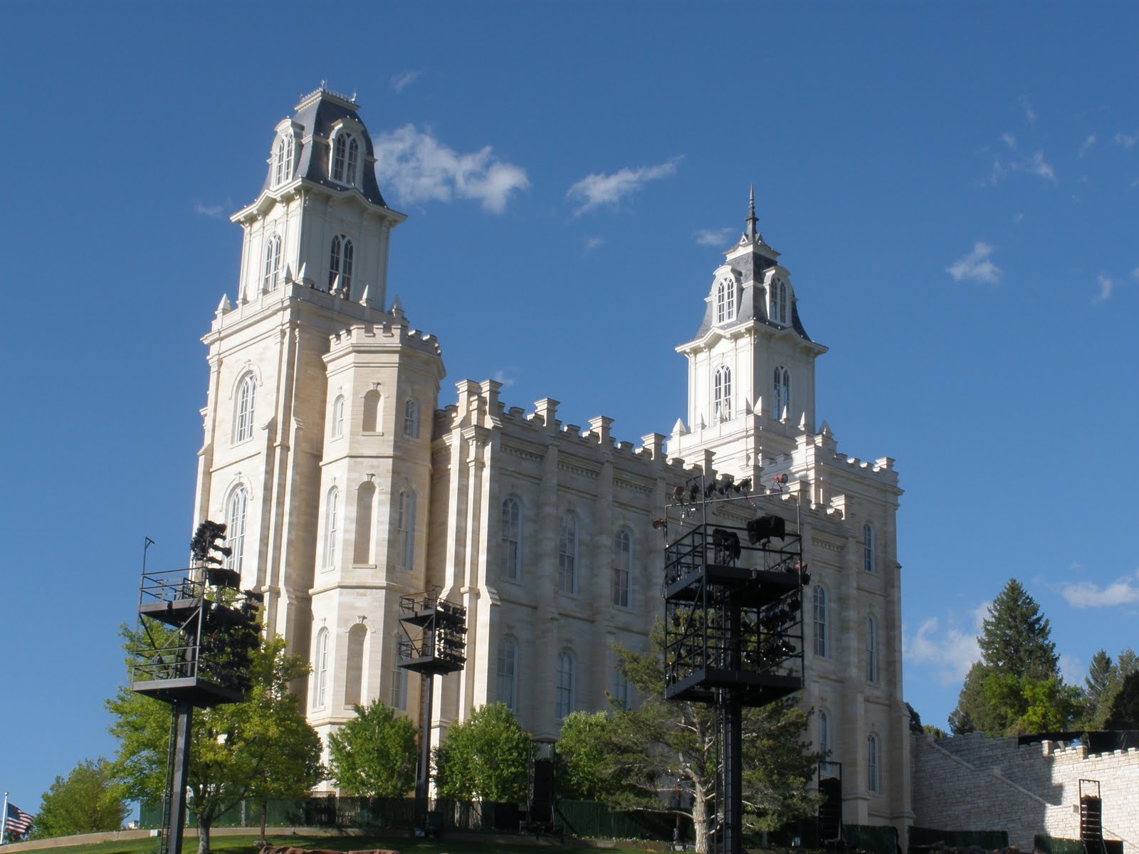 The Utah Temple Challenge: The Fourth Temple Visited: Manti Utah Temple
