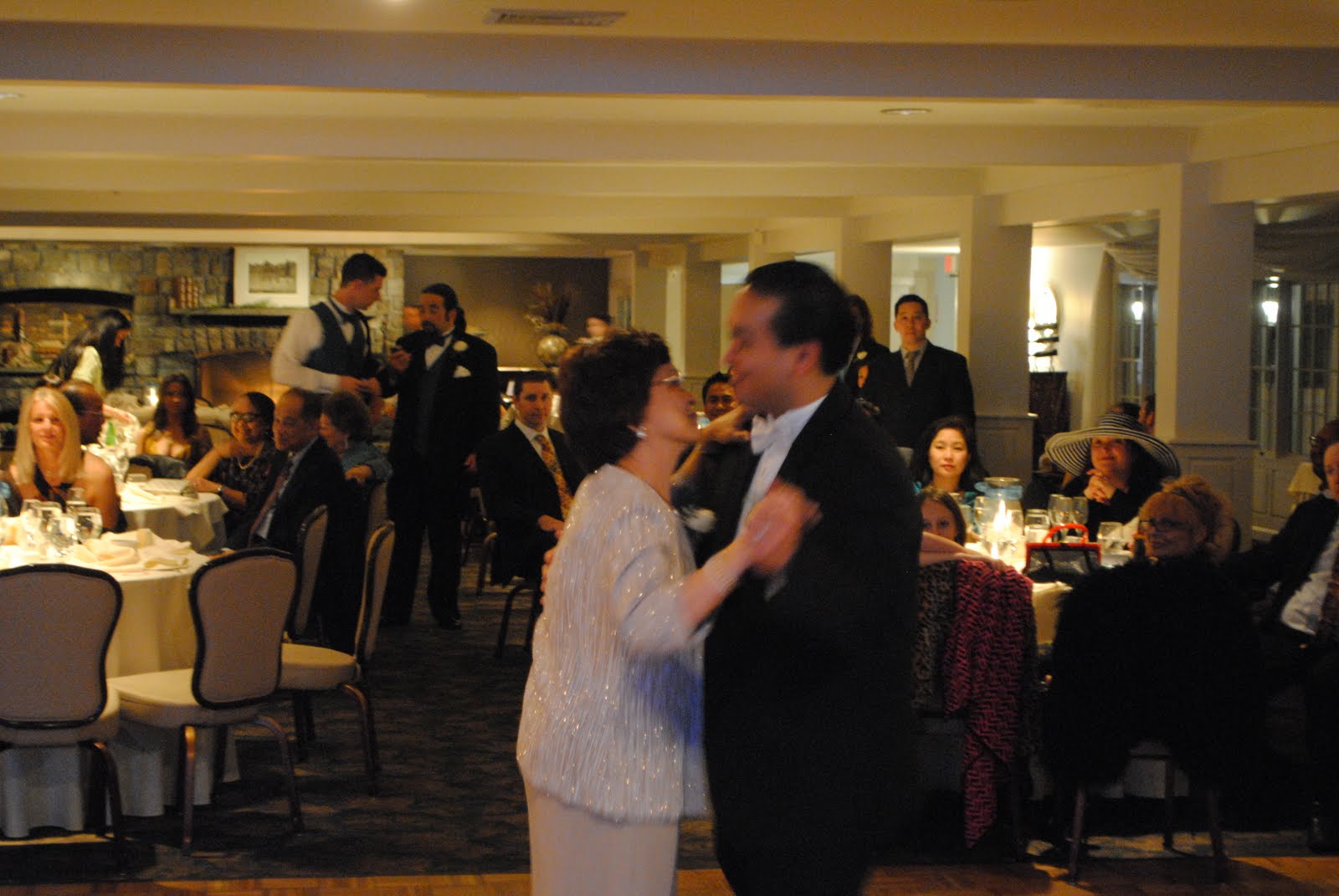 Luke's Disc Jockey Service: April 10th, 2010 - Wedding - Rebecca Altman ...