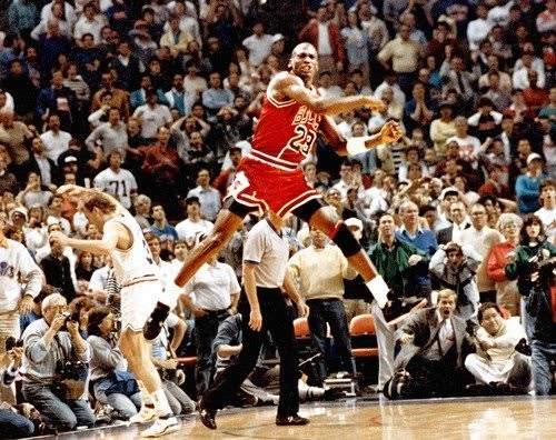 TOP.TEN .FACTS: Top 10 Michael Jordan Winning Shots