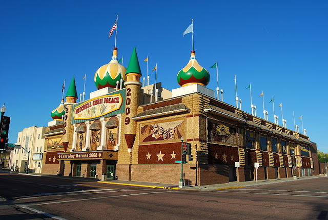 Corn Palace - Spluch - Interesting/Fun Stuff From Around The World