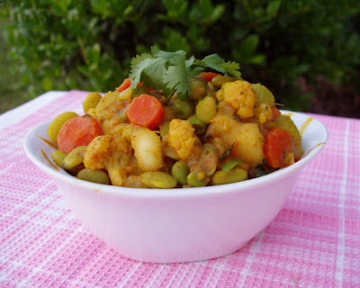 Sizzling Indian Recipes.....: Cauliflower subzi with Tapioca,Green ...