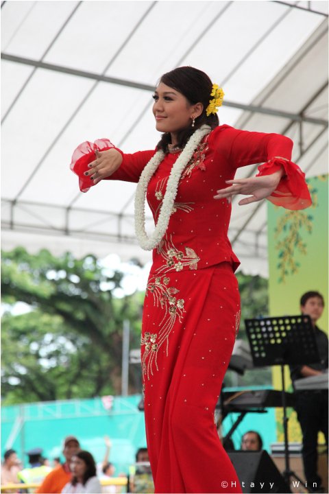 Myanmar ( Burma ): Myanmar Thingyan Festival