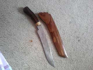 Koleksi Sarung Dan Ulu Parang