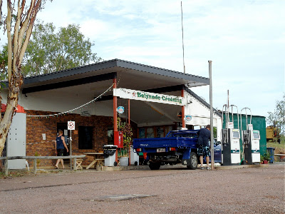 Avan Touring in Australia: Lynd Junction, Fletcher Creek, Belyando Crossing