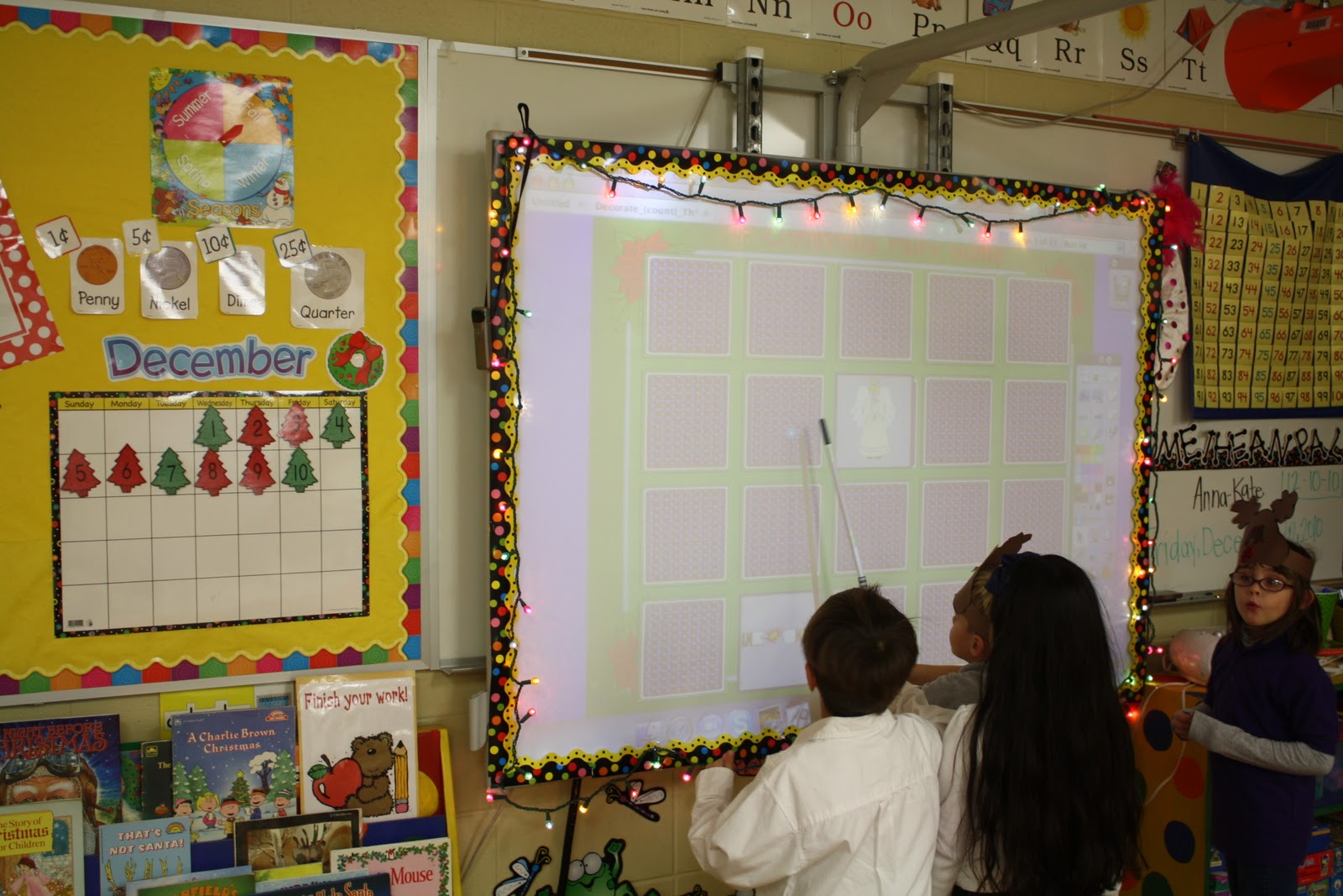 Ms. Marzoni's Class: It's Beginning To Look A Lot Like Christmas...