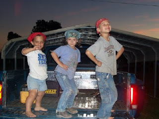 The Zoo I Call Home: Redneck Kids