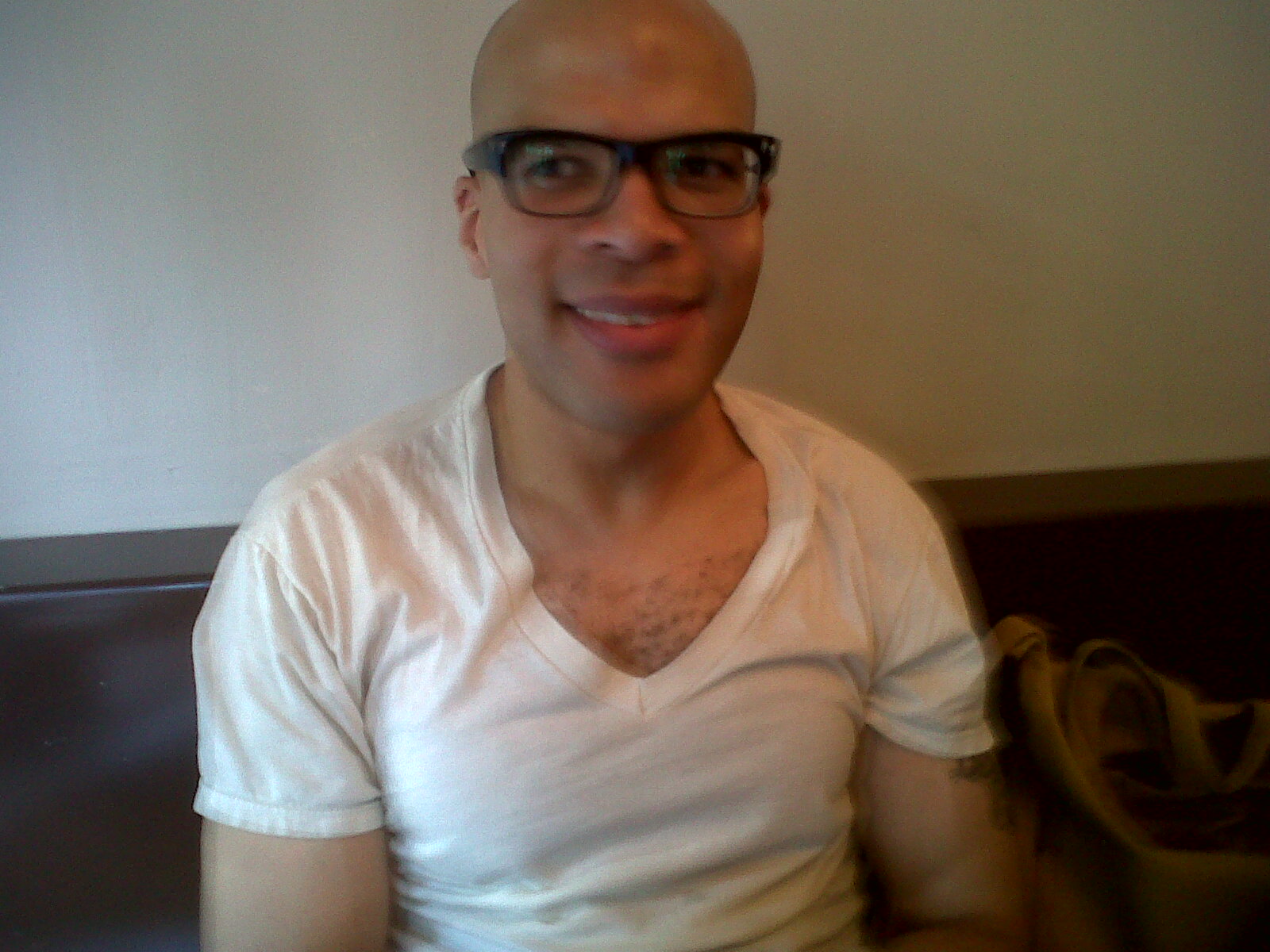 Age-inappropriate outfits: V-neck tee