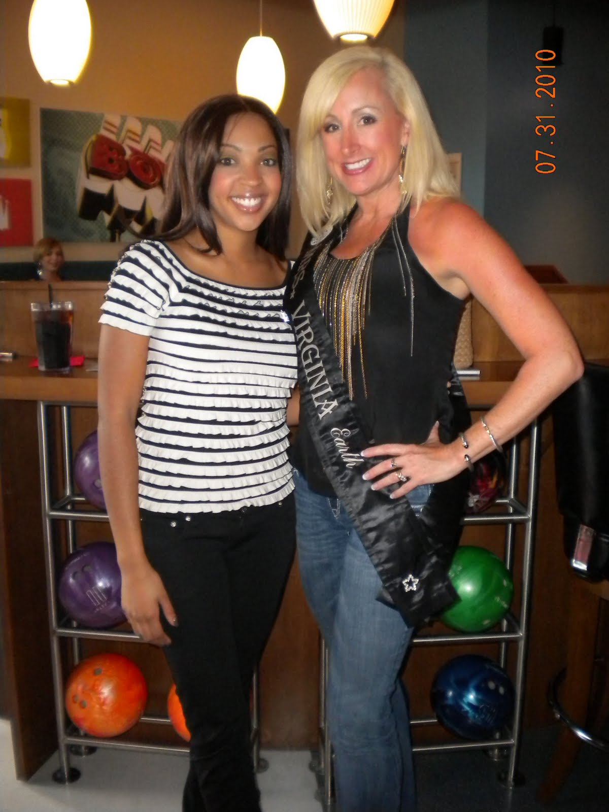 Mrs/Ms Earth Pageant: Mrs. Virginia Earth, Maria Beall bowls for Miss ...