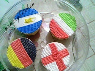 ~Yanasy Kitchen~: Cupcake Lambang Bendera