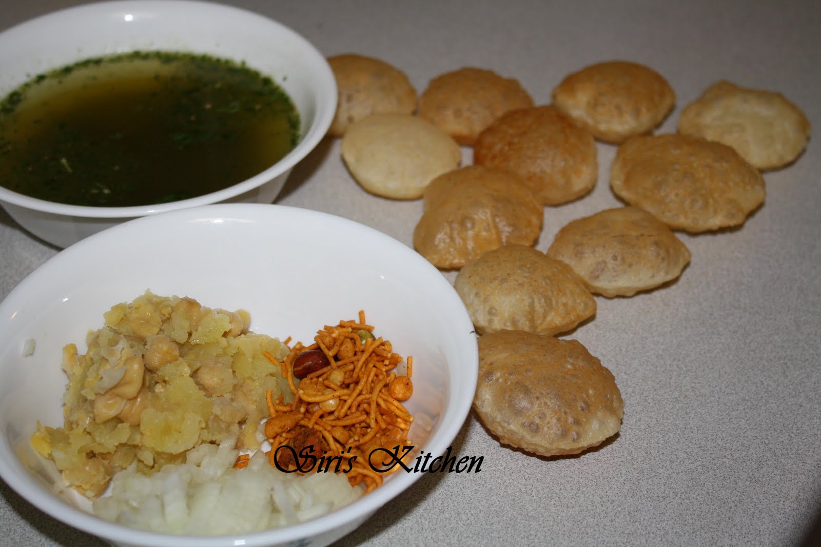 Siri's Kitchen: Pani Poori (Golgappa)