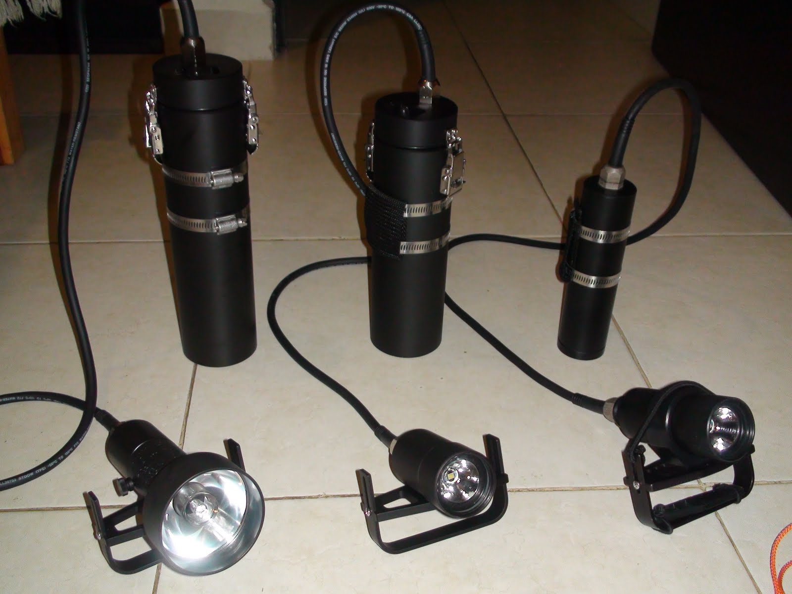 Caveheaven Tulum: Light Monkey primary canister lights