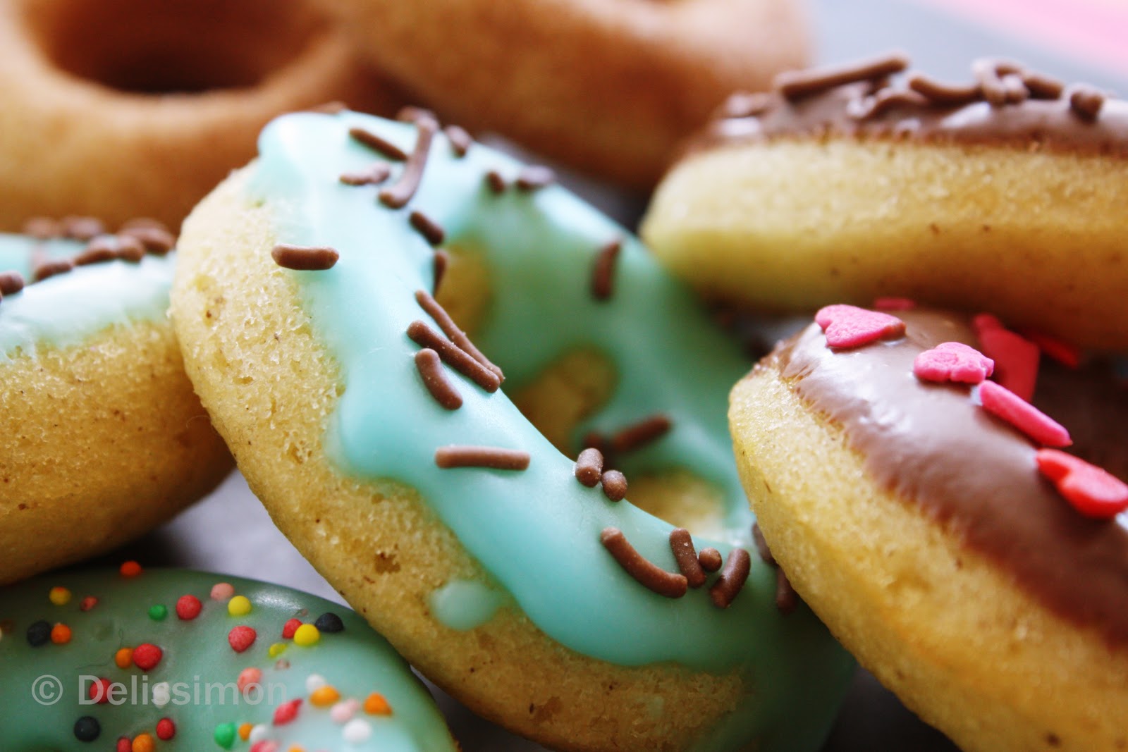 Delissimon: Mini Doughnuts!