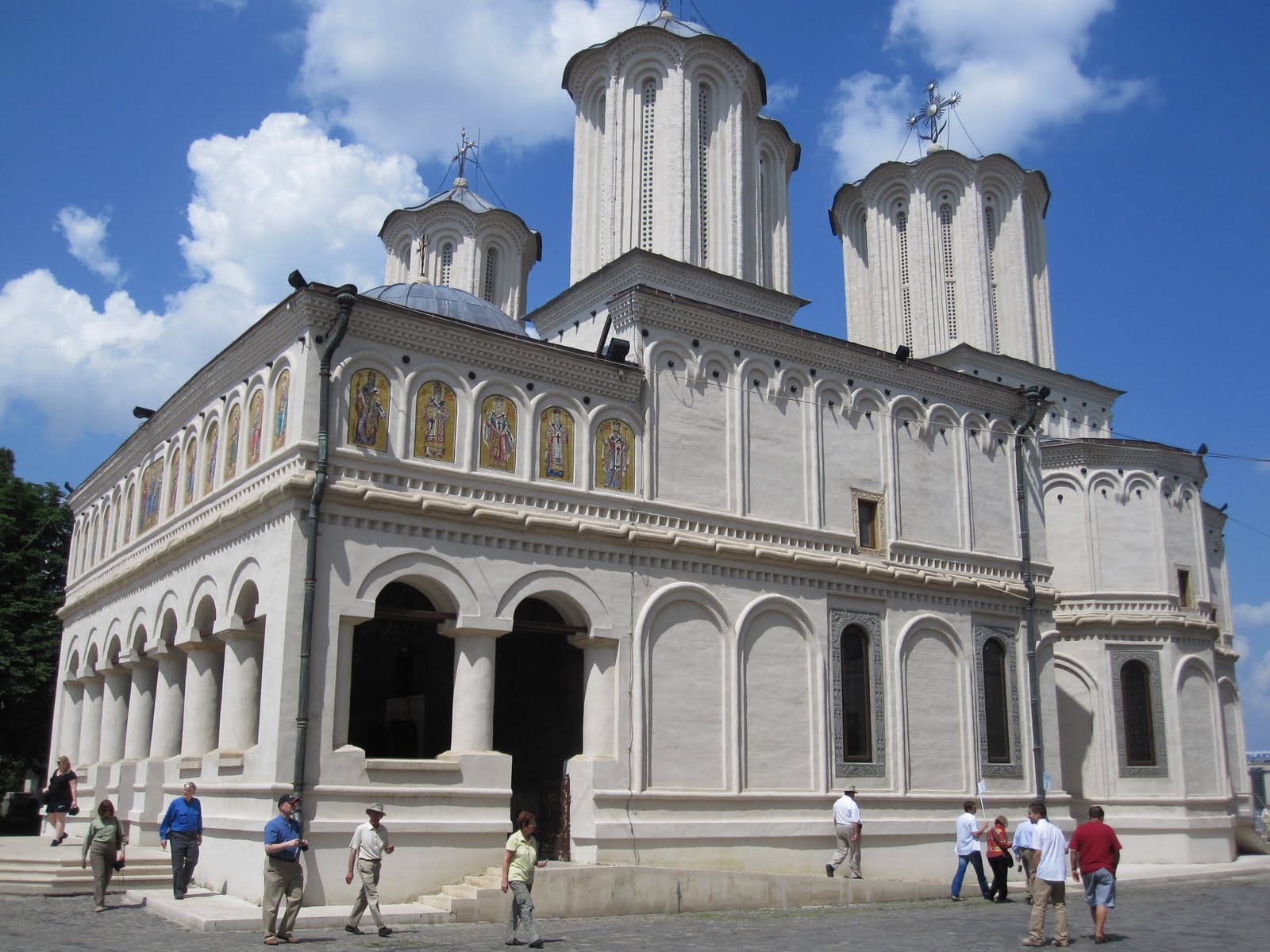 Cannundrums: Patriarchal Cathedral of Bucharest, Romania