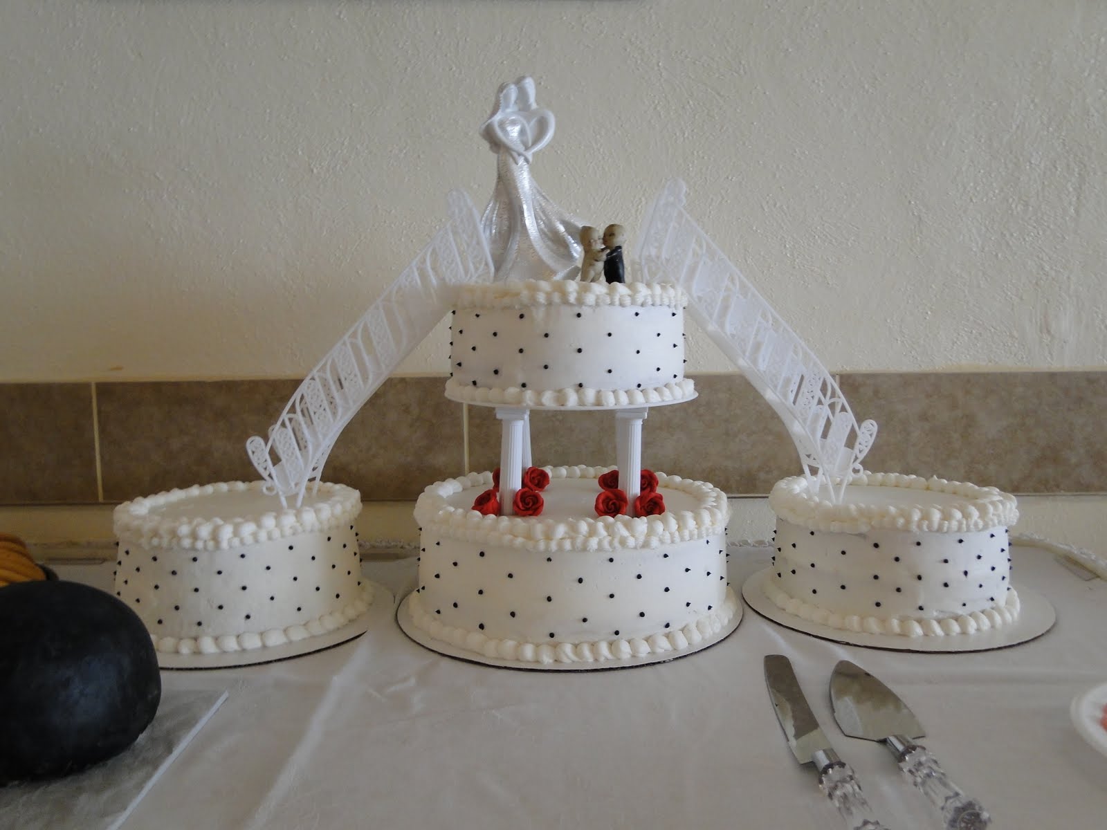 Frosted Dreams Bakery: The Bridge is back!