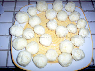 Trinidad Beef Pie (Pastry) | Simply Trini Cooking