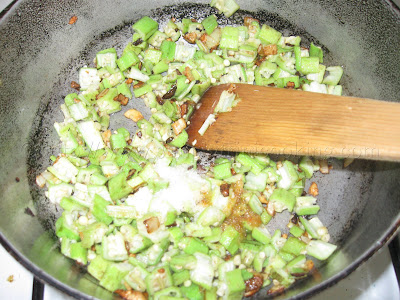 Fry Ochro (Okra) | Simply Trini Cooking