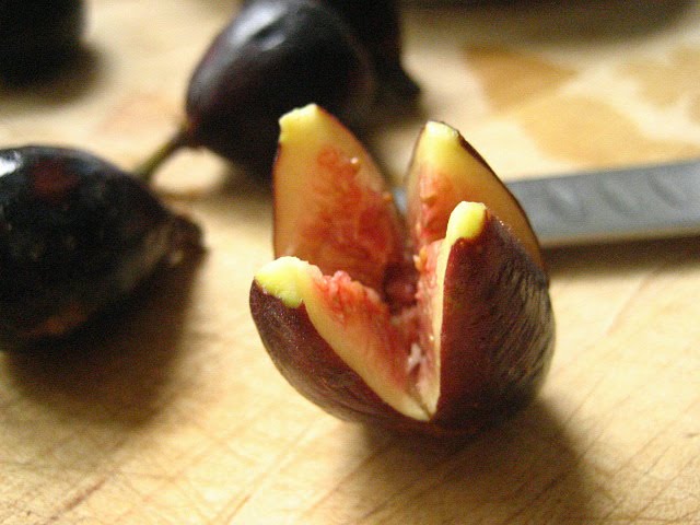 Sticky & Sweet: Baked Figs w/ Mascarpone