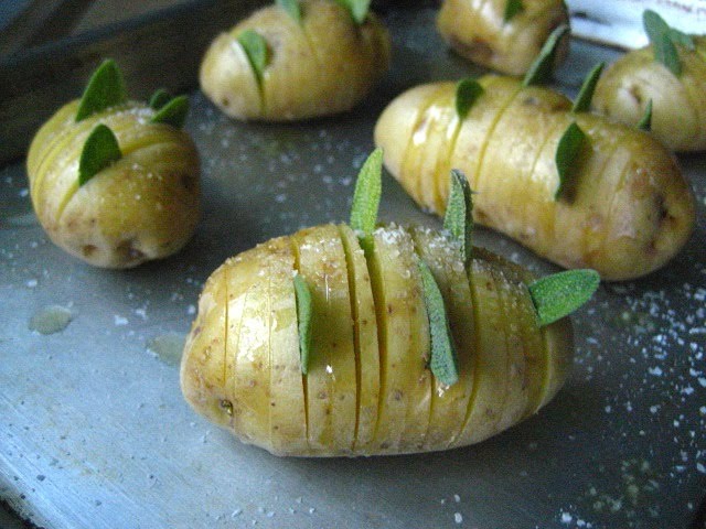 Hasselhoff Potatoes w/ Sage Leaves