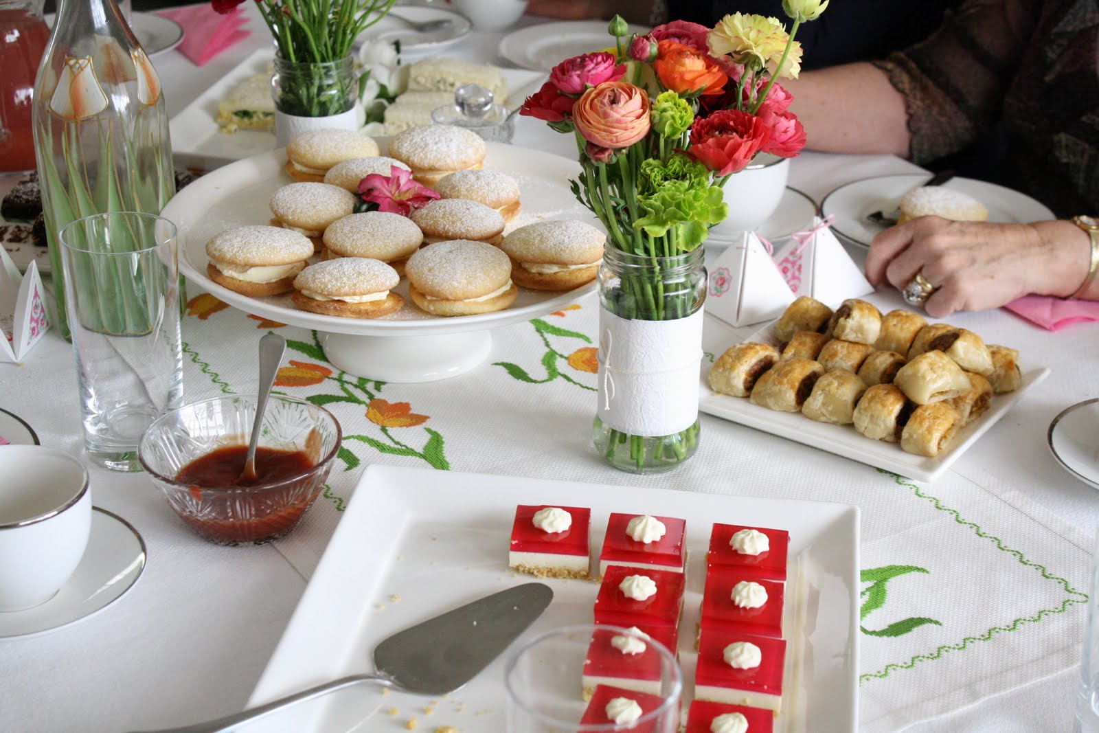 Homely One: Pink Ribbon Morning Tea Fundraiser