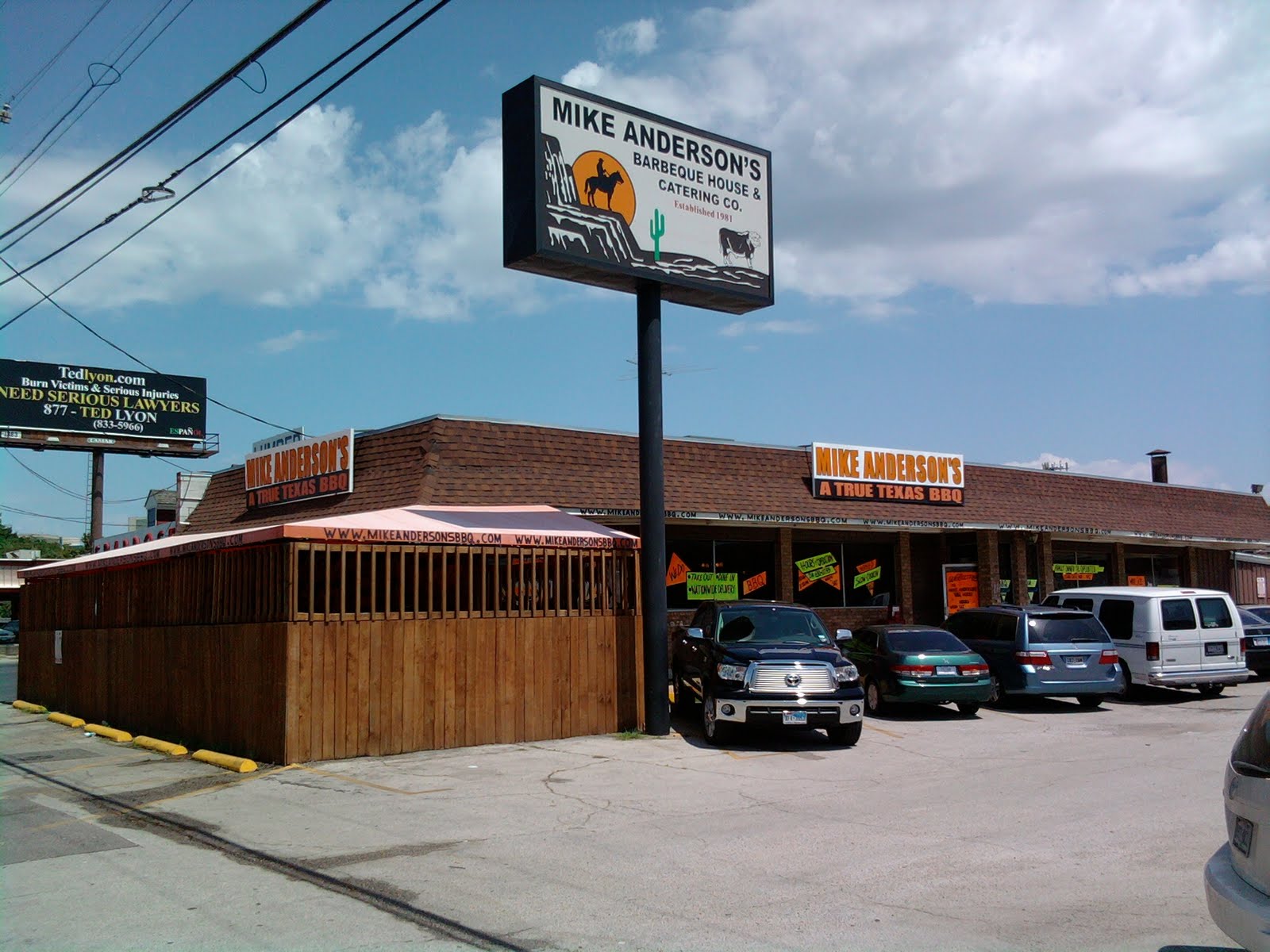 Dallas Beer Snobs: Restaurant Review - Mike Anderson's BBQ