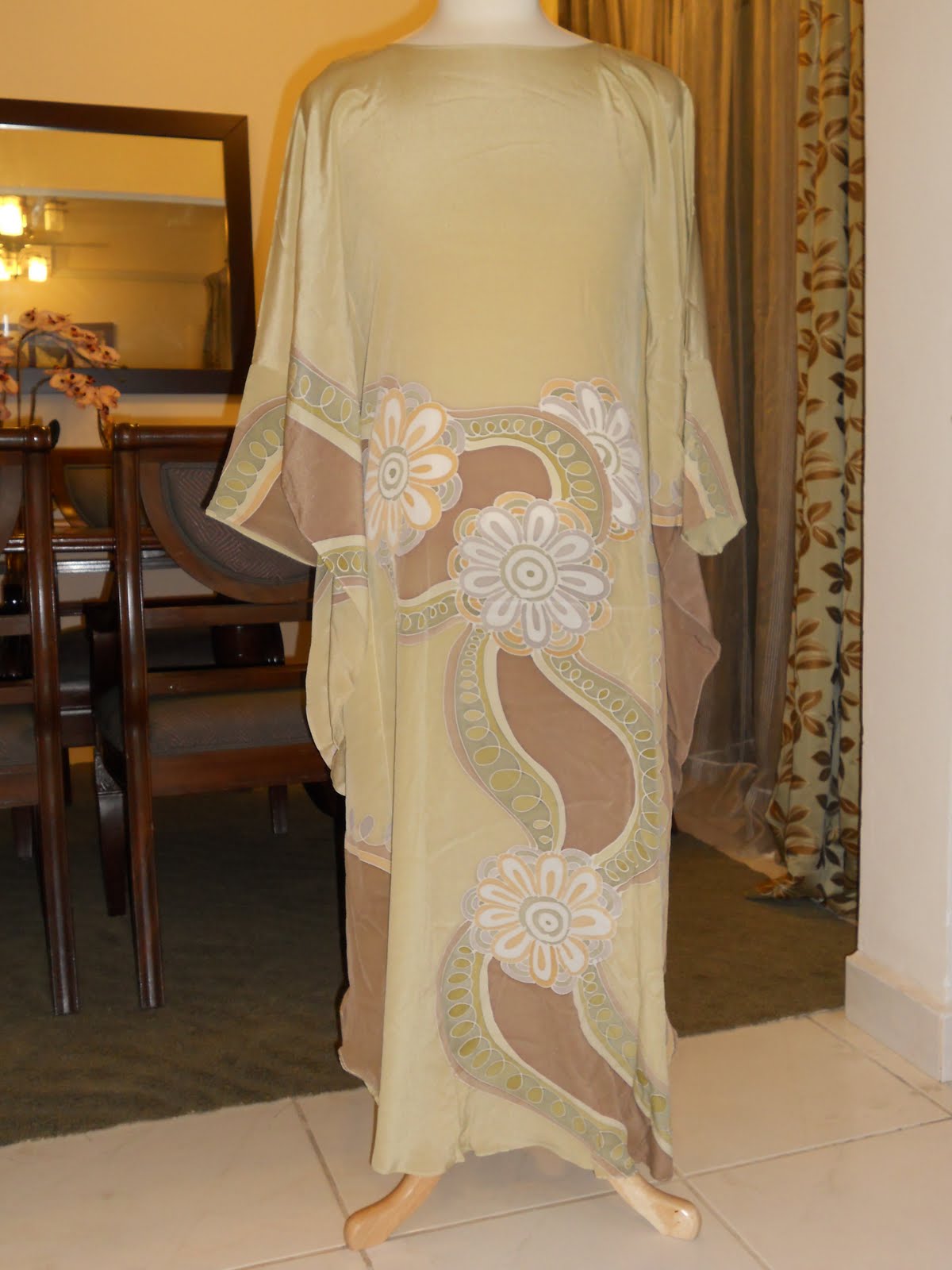Sutera & Songket: Kaftan Batik Sutera Crepe