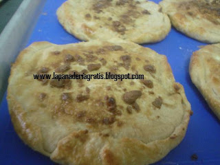 la panadería: coyotas (estilo sinaloa, no sonora)