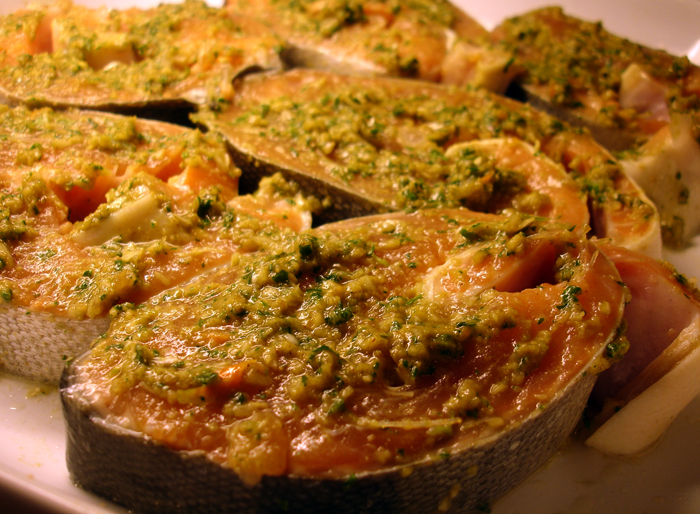 libyan food: Libyan Couscous with Fish: Kusksi bil Hoot كسكس بالسمك على ...