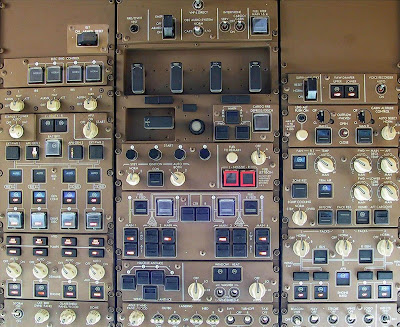 B747-400F Notes - Normal Flight Procedures: Overhead Panel Freighter