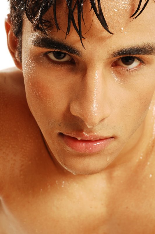 J Model Management: V BRASIL MODEL apresenta Renato Freitas