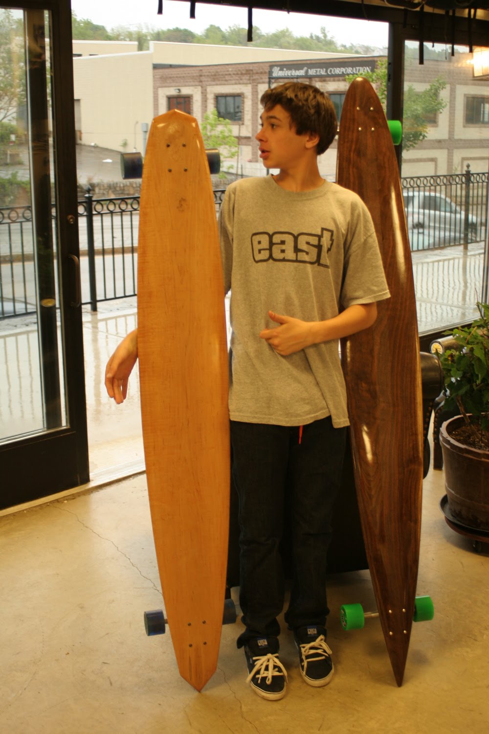 EASTERN BOARDER WORCESTER: Pacific Systems Longboards