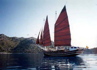 Malay Traditional Boat - Wooden Yacht: perahu bedar|perahu tradisional ...