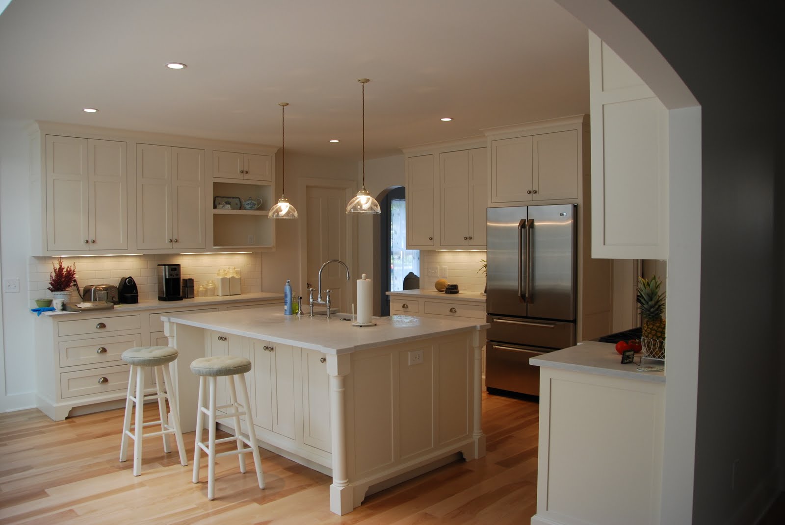 Makeover On Maple: July 2010