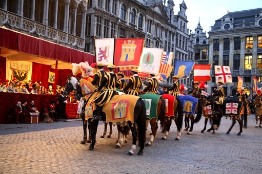 Objetivo Bruselas: OMMEN... qué? Ah OMMEGANG: Carlos V en Bruselas