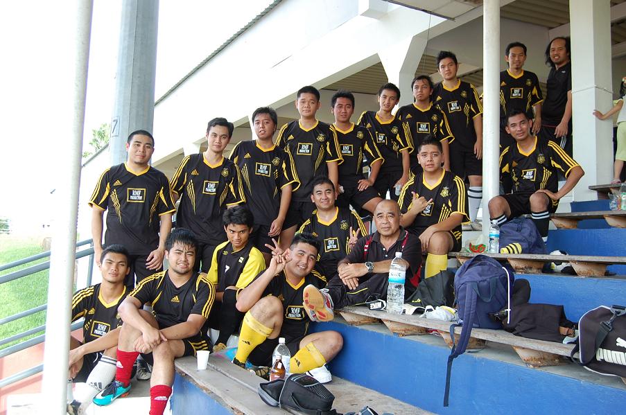 Rezal Malek Faesal Football Team: The FINAL !! RMF FT VS DRAGON UNITED