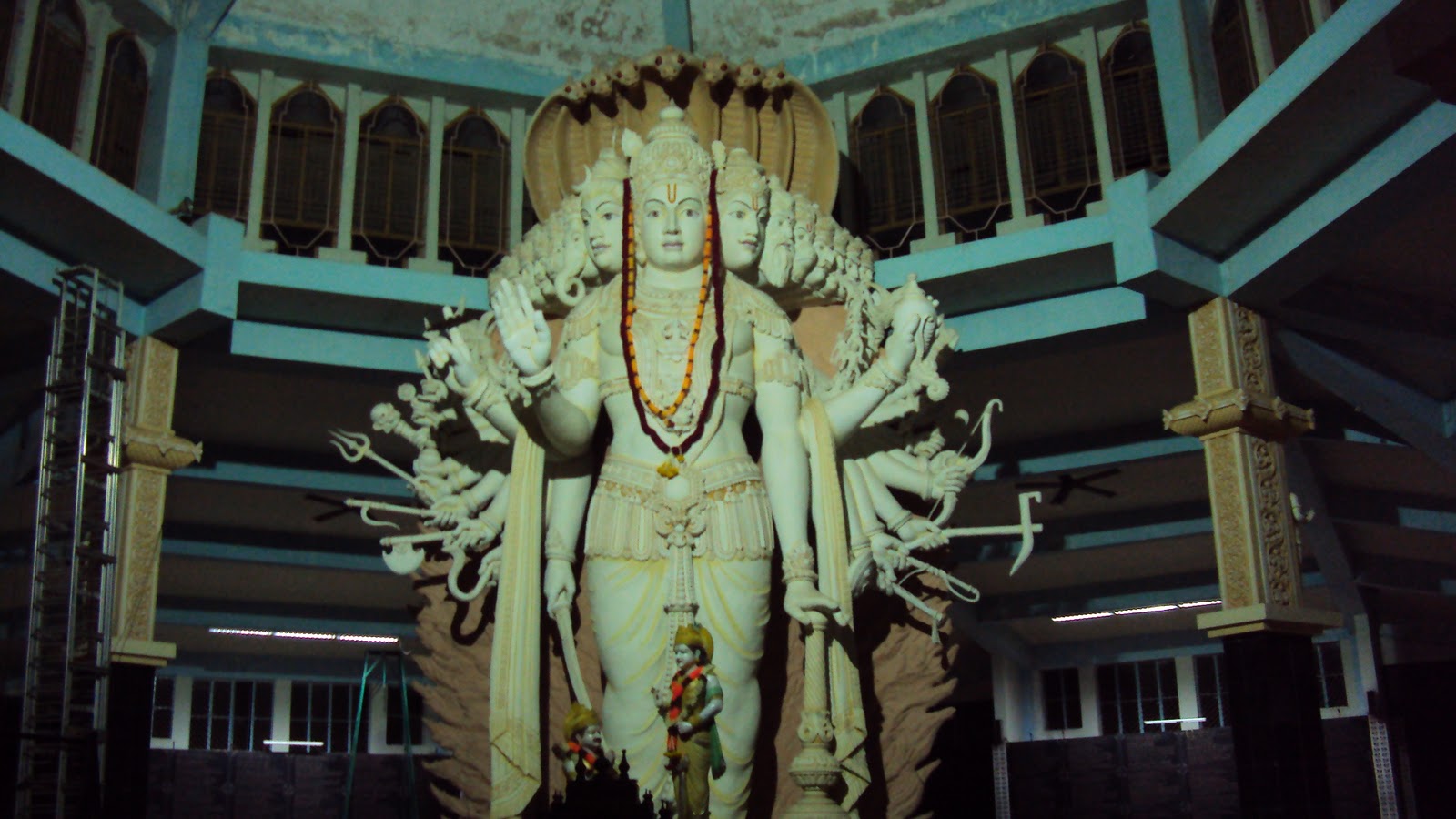 pilgrimages: vishwa shanthi ashrama bangalore