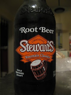 USA à brasileira: Na terra da Coca-Cola, eu bebo Root Beer.