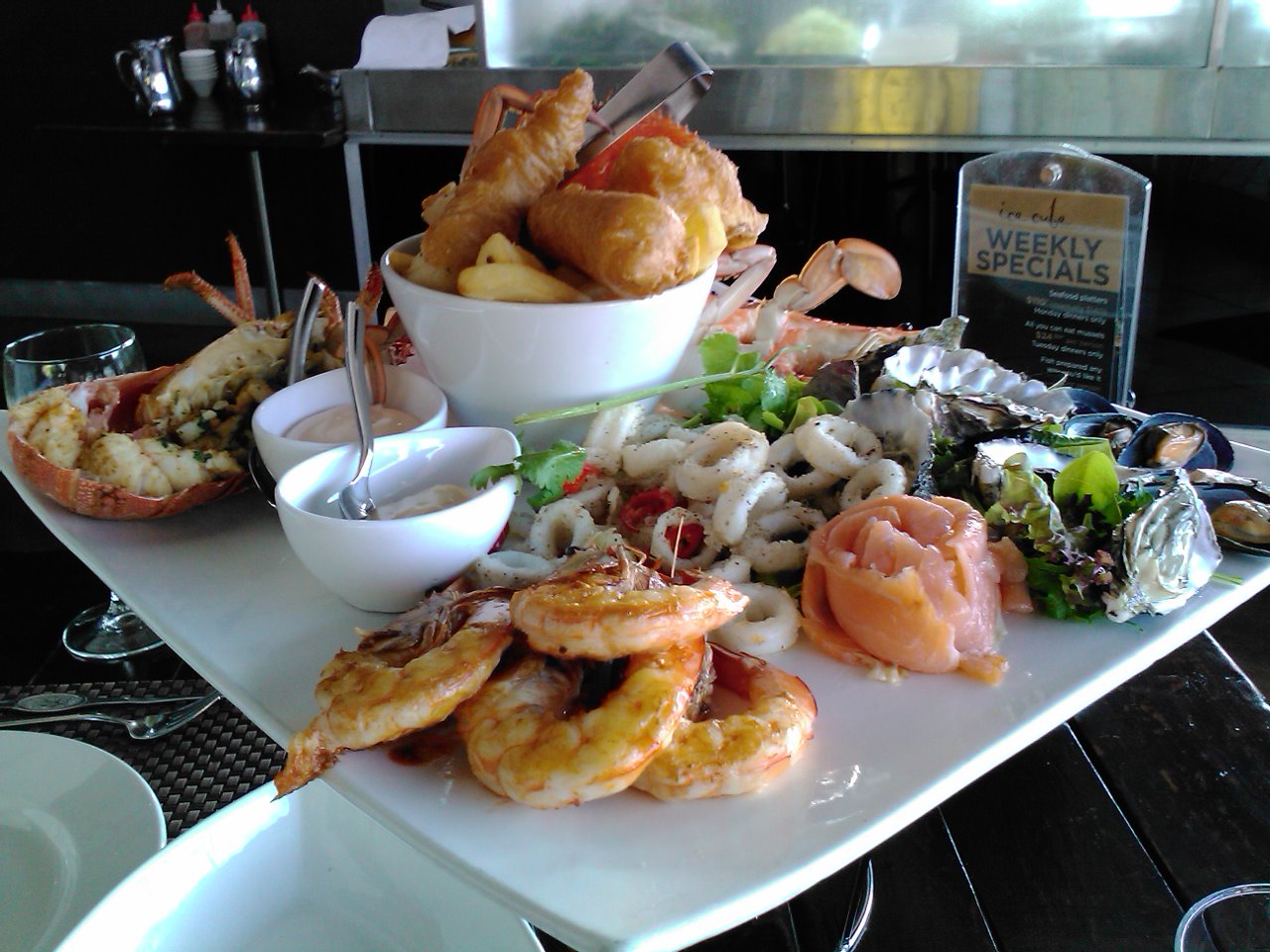 Mel's Food Journey: Ice Cube Seafood Grill and Bar & Anderson's of ...