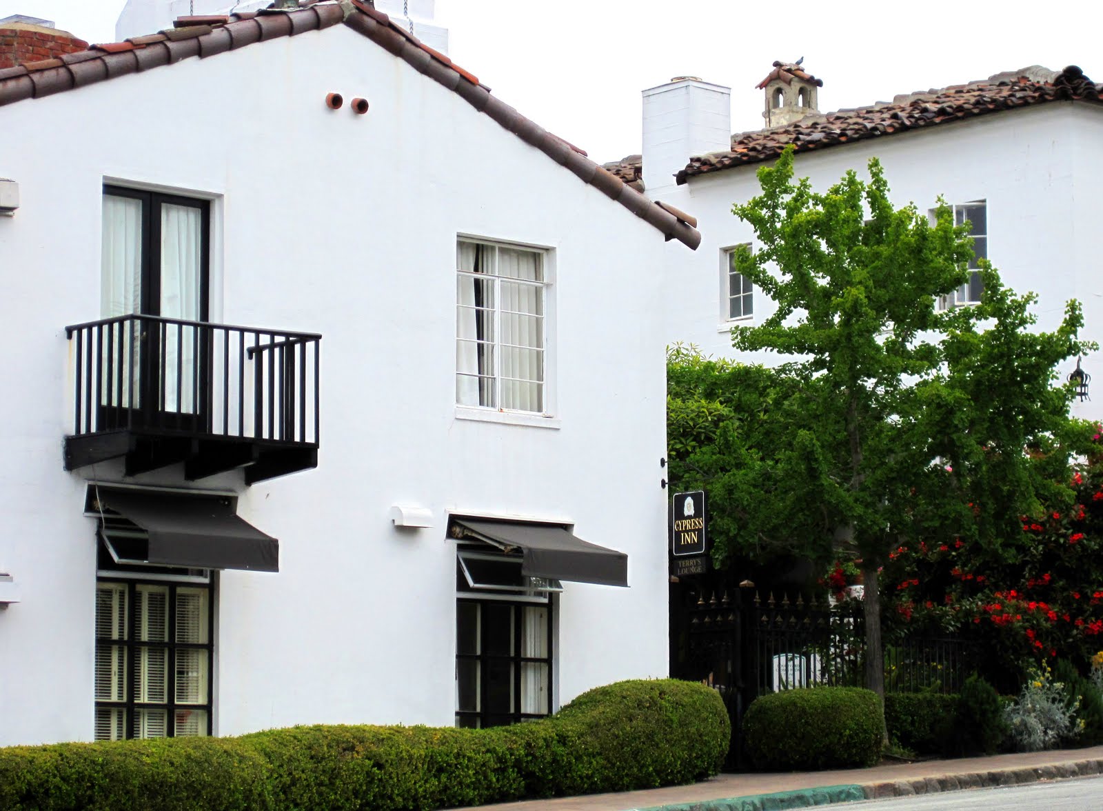 architect design™: Cypress Inn, Carmel