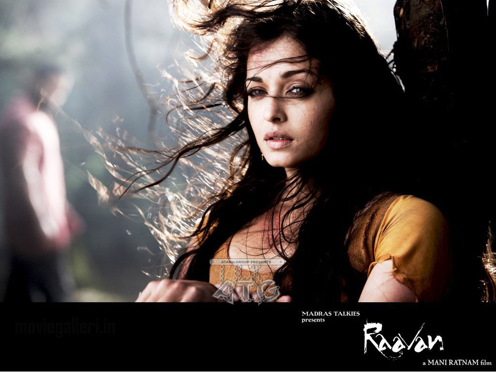 Raavan Movie Wallpapers HQ - Raavanan Movie Posters HQ - Vikram ...